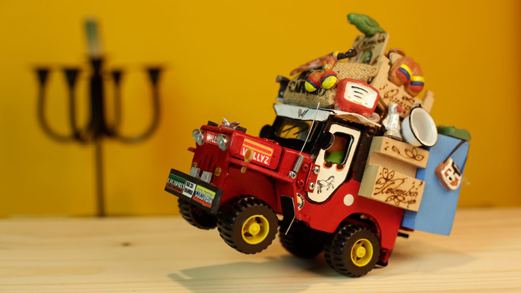 Jeep willys “Yipao” con trasteo - Legado Artesanías Colombianas